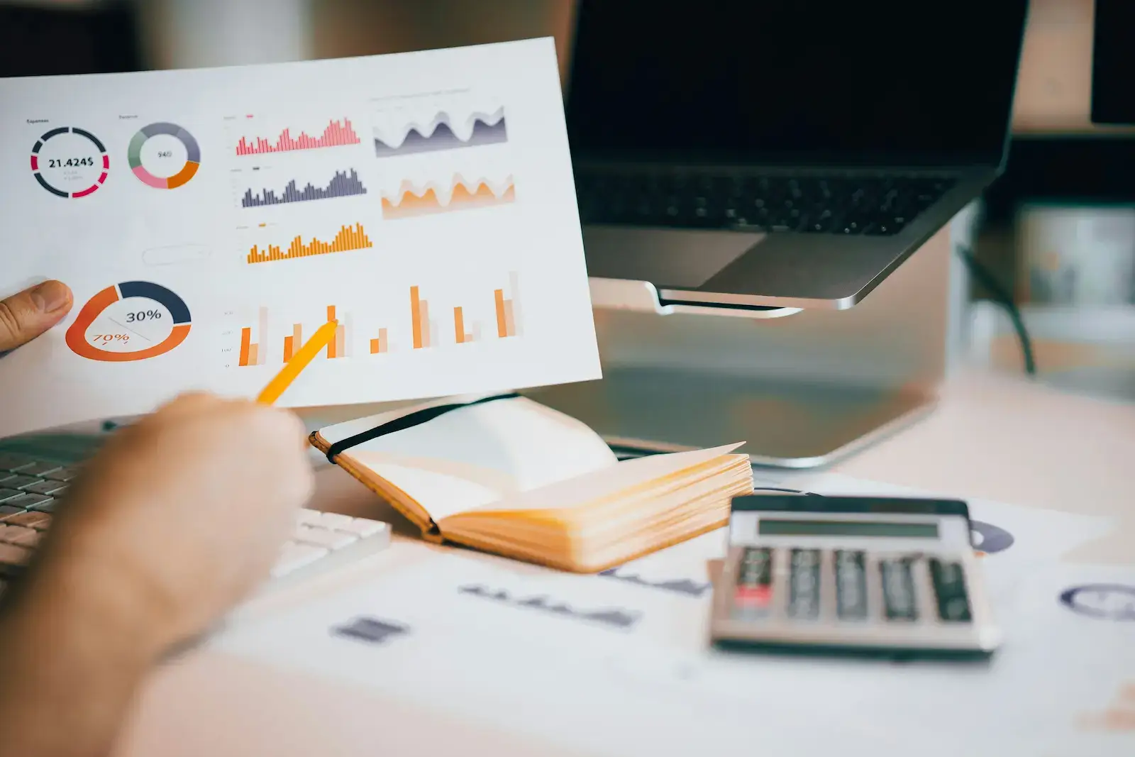 How to Improve Customer Relations : The Complete Guide!